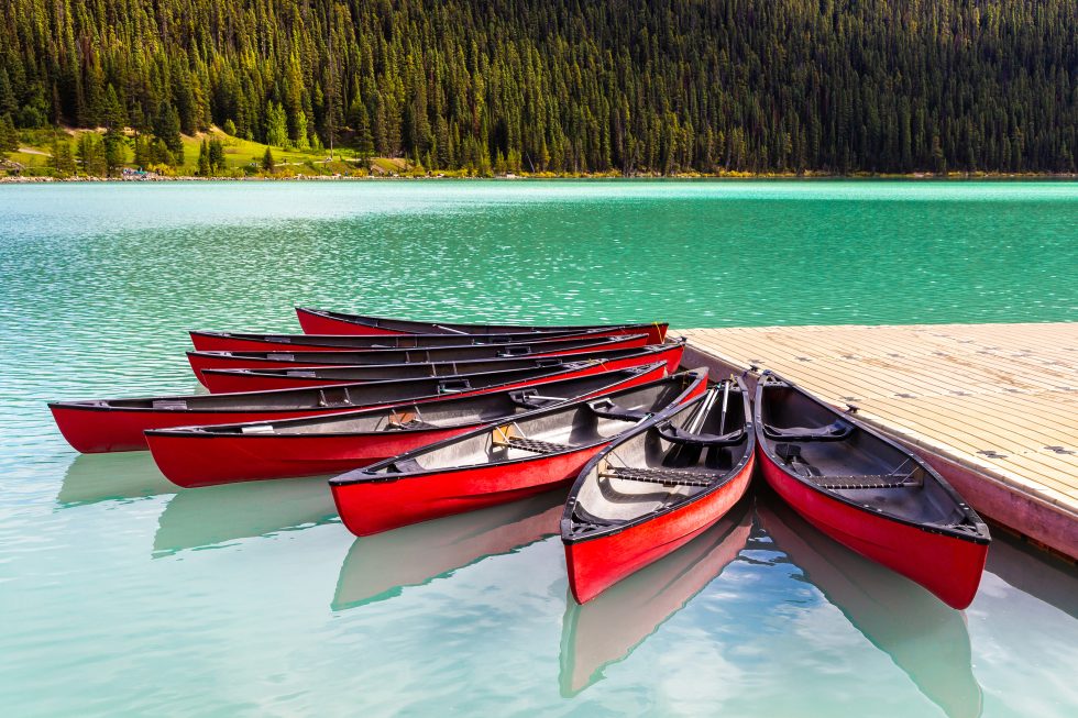 The Differences Between a Kayak and a Canoe - kayakingnation